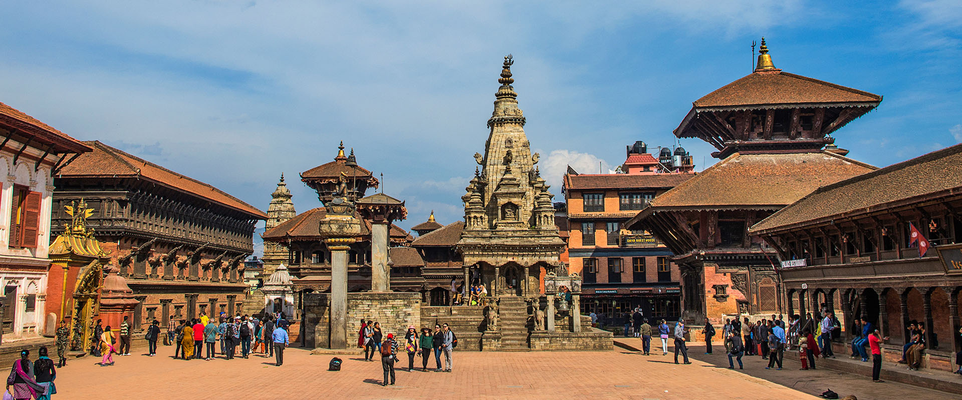 Nepal Travel Guide: Weather, Currency & More
