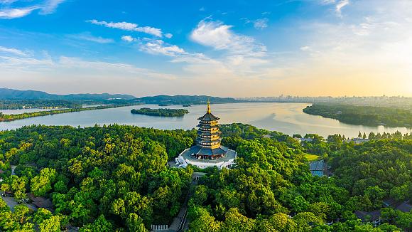 Top 6 Places to Visit in China in June | Weather & Festivals