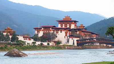 Private Bhutan Tours, Guided Tour to Paro, Thimphu, Punakha