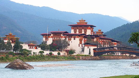 Private Bhutan Tours, Guided Tour to Paro, Thimphu, Punakha