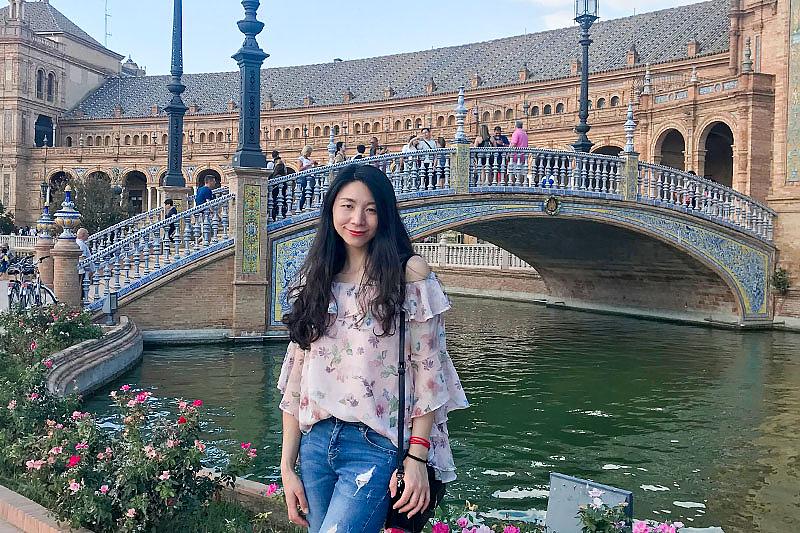 Travel Specialists Lily Guo - Odynovo