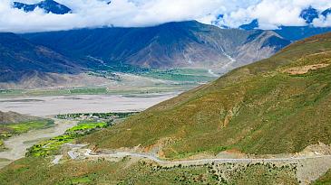 China in Spring: Weather, Top Places, Festivals & Tips