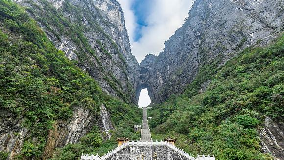 Top 10 Chinese Mountains to Visit With Ideal Travel Time