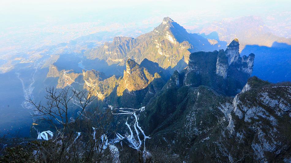 Zhangjiajie Tianmen Mountain & Glass Bridge Tour